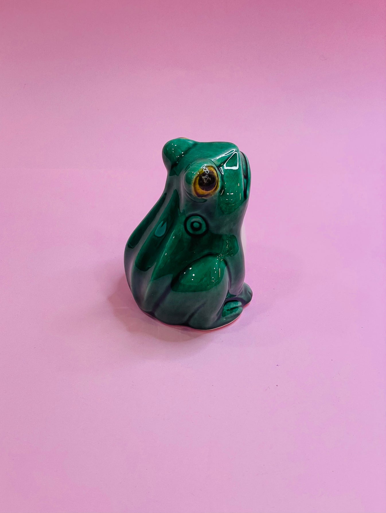 Escultura Sapo | Cerámica, Porcelana y Gres Artesana – MESAS BOONITAS